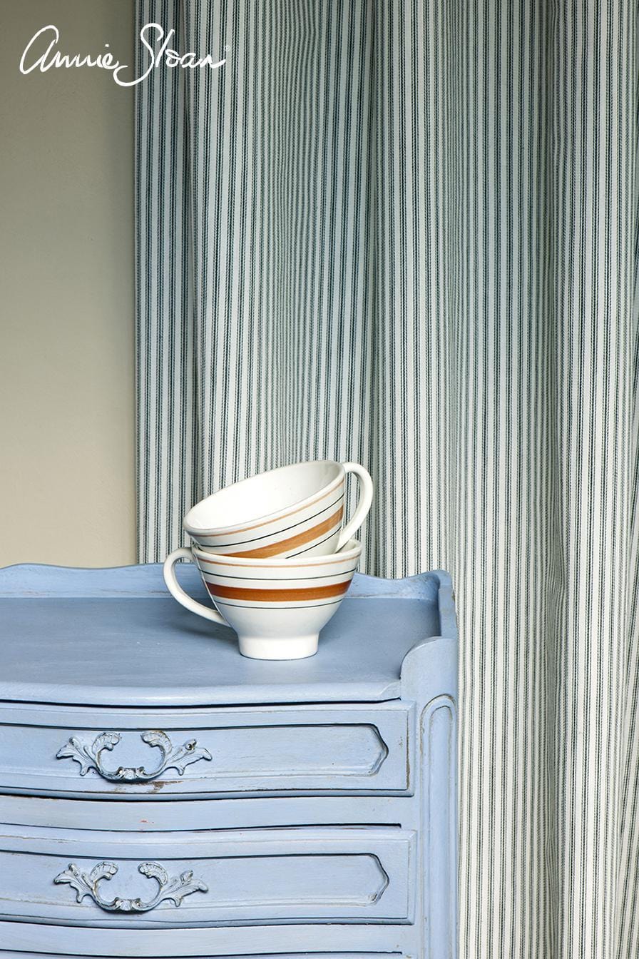 Chalk Paint® by Annie Sloan Louis Blue – The Owl Box